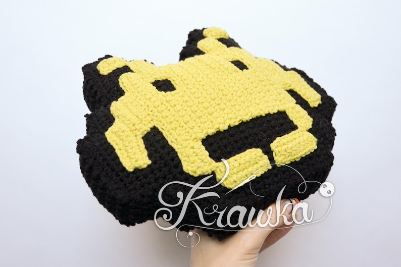 Crochet Pattern ENG (PDF) Space Invaders Mini Pillow by Krawka | Pixel ...