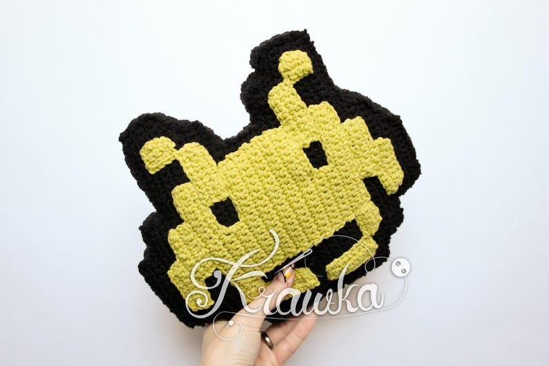 Crochet Pattern ENG (PDF) Space Invaders Mini Pillow by Krawka | Pixel ...