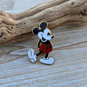 Vintage Mickey Mouse Pin. Gift for Kids, Dad, Mom, Anniversary ...