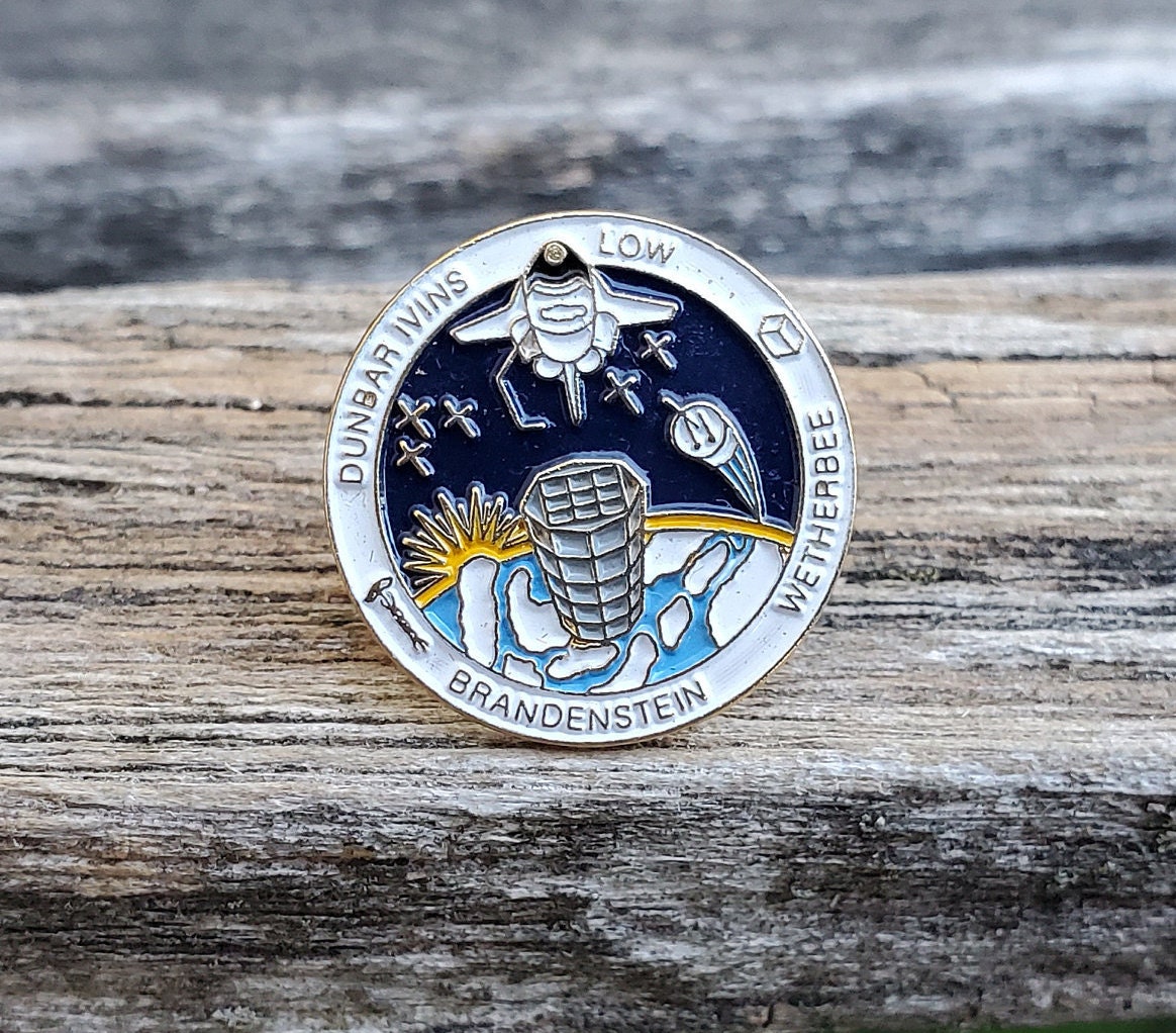 Vintage Columbia Pin. STS-32. NASA Pin. Gift for Birthday - Etsy Sweden