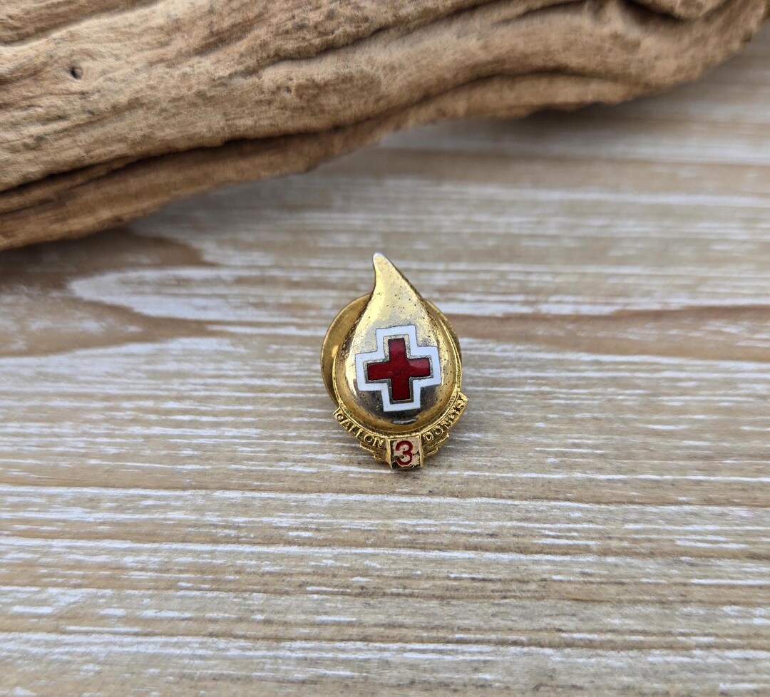 Vintage Blood Donor Pin. 3 Gallon. Unique Collectable. Red Cross Pin - Etsy