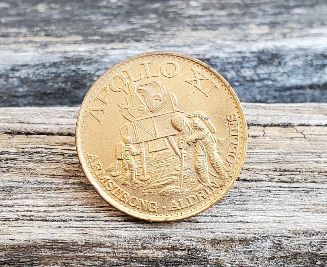 Vintage Apollo Coin Pin. NASA Pin. Collectable Americana. Space Pin - Etsy