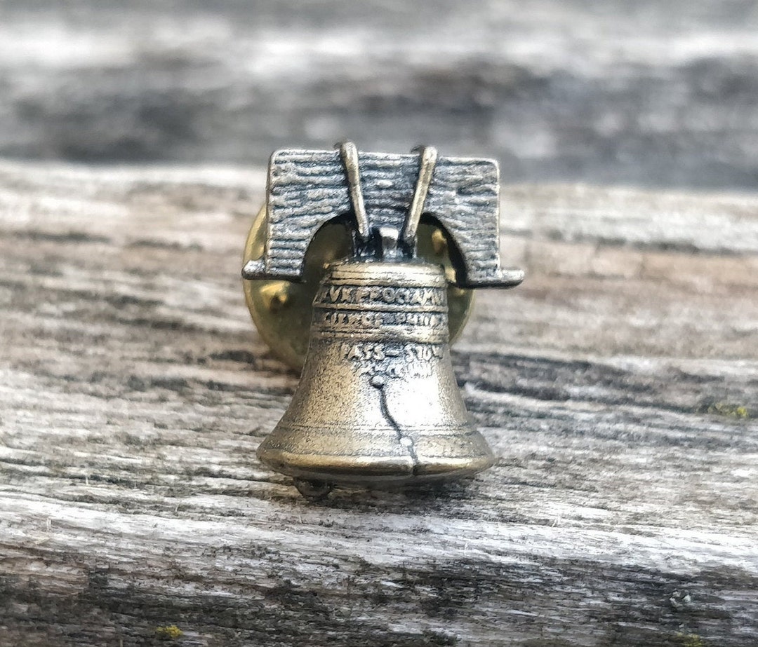 Vintage Liberty Bell Pin. Collectable, Americana. Bicentennial - Etsy