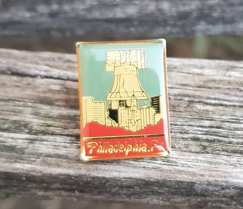Vintage Liberty Bell Pin. Philadelphia Pin. Collectable - Etsy