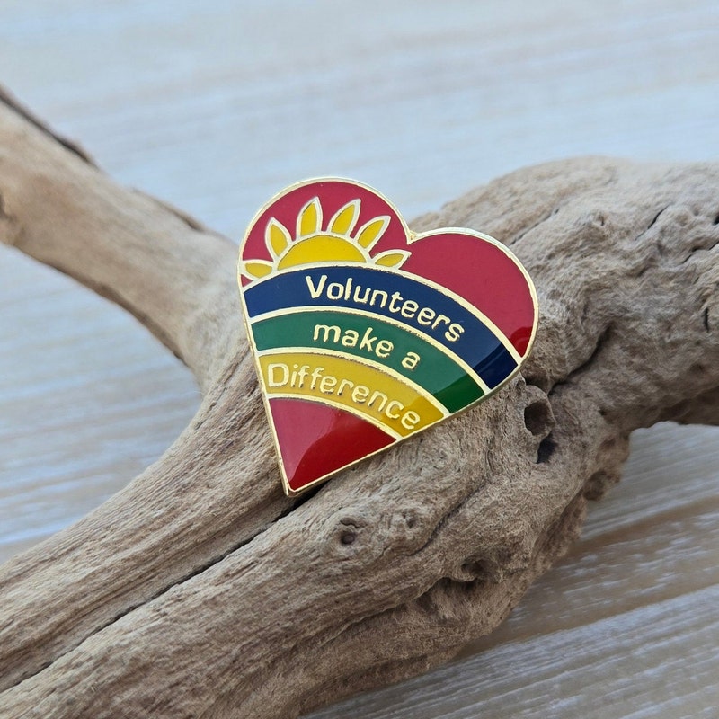 Volunteer Gifts - 60+ Gift Ideas for 2025