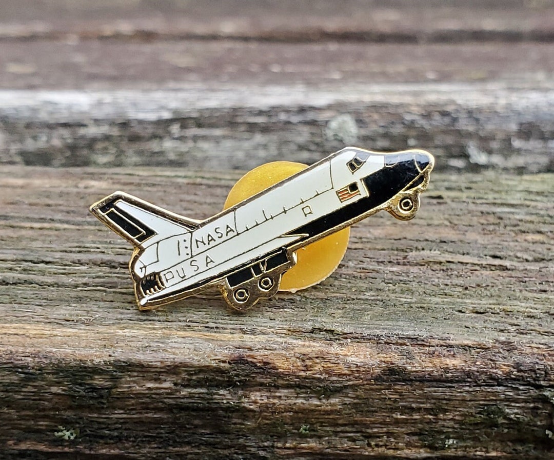 Vintage Space Shuttle Pin. NASA Pin. Challenger, Endeavor, Columbia ...