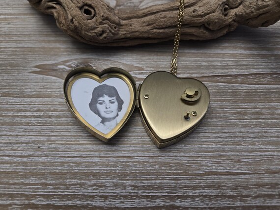 Vintage Clown Heart Music Box Locket. Photo Locket. F… - Gem