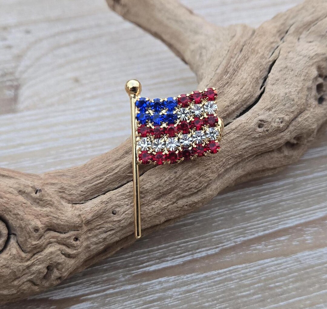 Vintage American Flag Pin. Gift for Dad, Mom, Independence Day ...