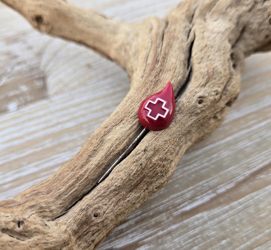 Vintage Blood Donor Pin. Blood Drop, Red Cross Pin. Unique Collectable ...