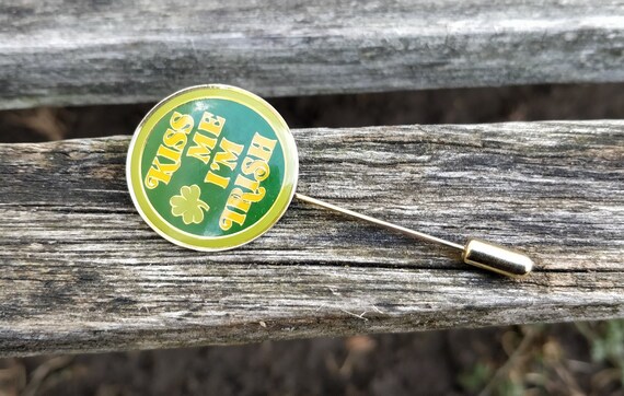Vintage Kiss Me I'm Irish Pin. Clover, St. Patrick's … - Gem