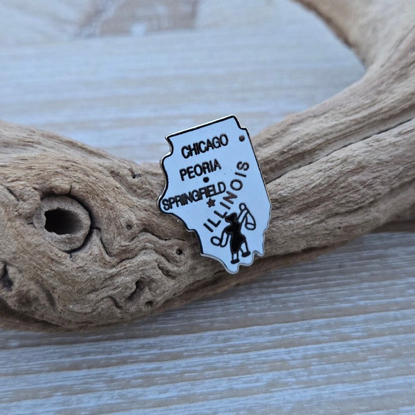 Chicago Enamel Pin - Etsy