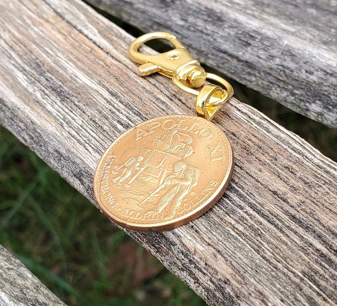 Vintage Apollo Coin Keychain. NASA Keychain. Collectable | Etsy