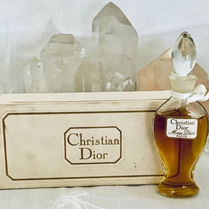 Christian Dior, Miss Dior, Classic Green Chypre, 15 Ml. or 0.5 Oz ...