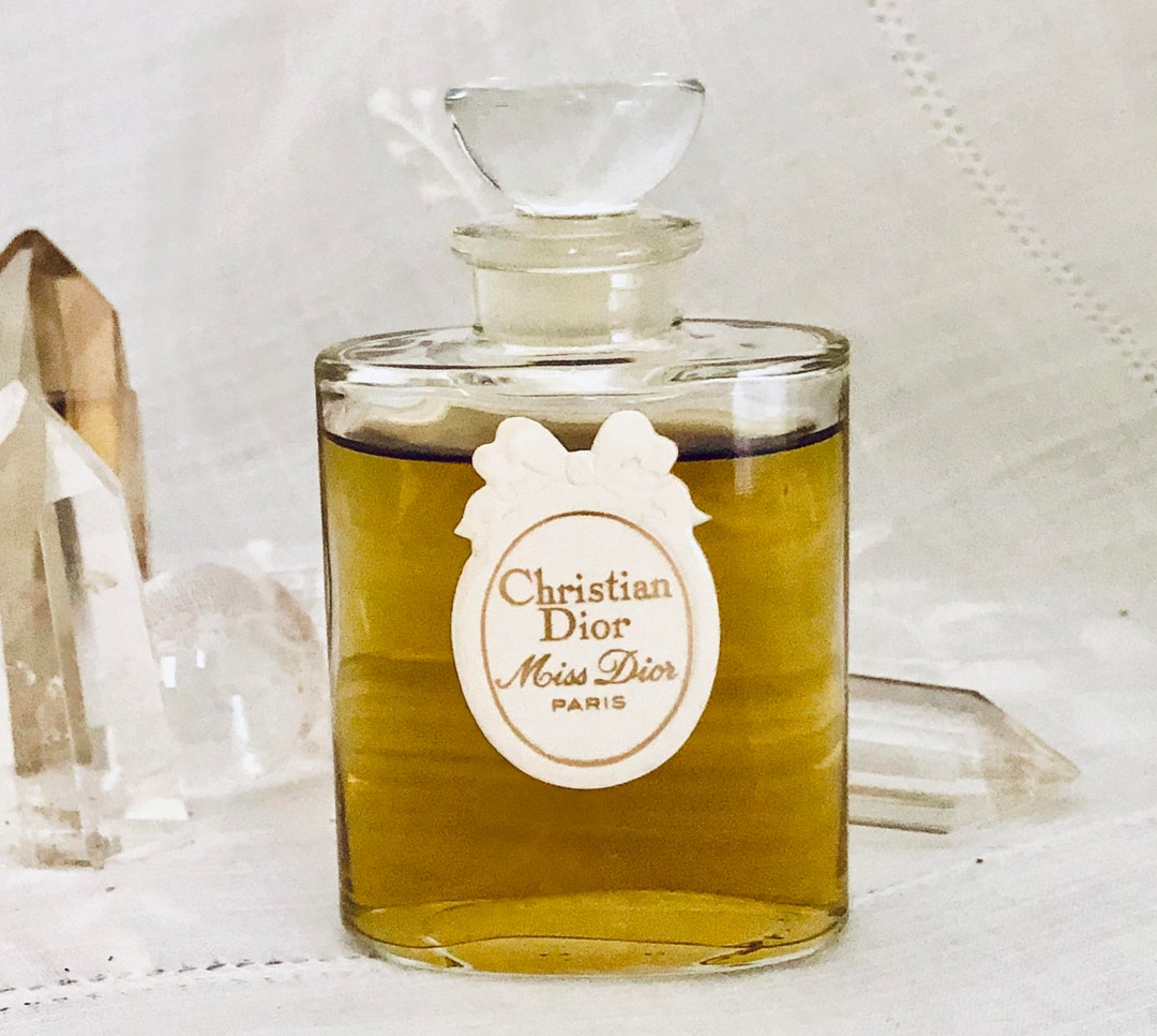 SAMPLE .. Christian Dior, Miss Dior, Classic Green Chypre, DECANTED ...