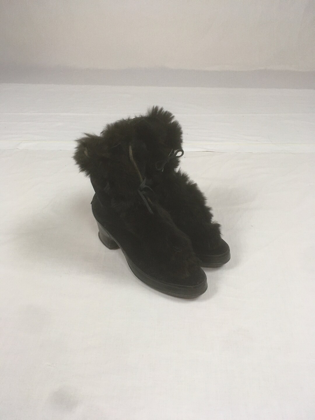 Vintage 40s Womens High Heel Galoshes Lace up Carriage Boots Black ...