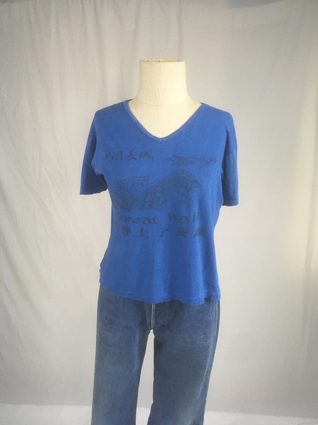 Vintage 70s Great Wall of China Blue V Neck Cotton T Shirt Golden ...
