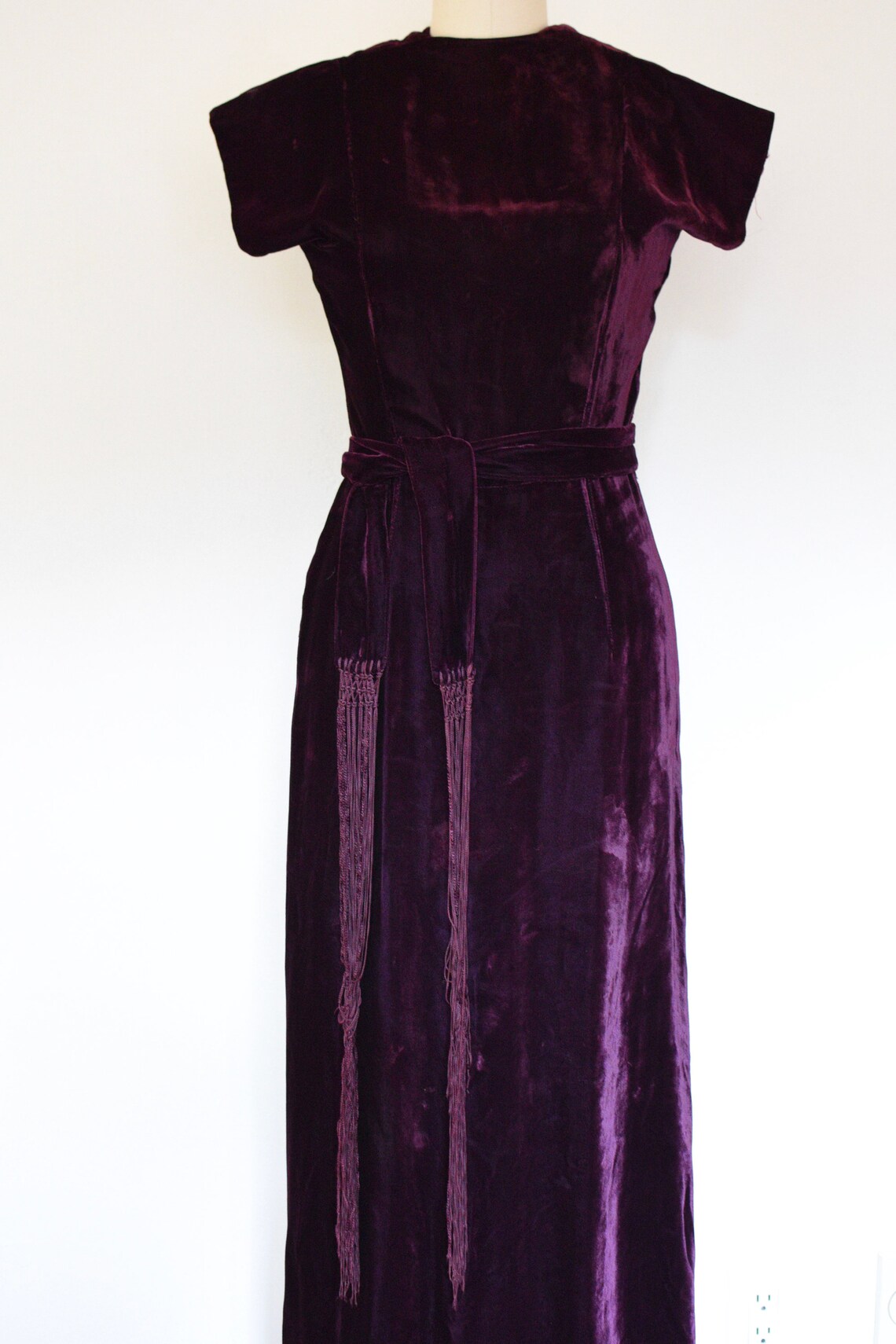 30s Vintage Silk Velvet Burgundy Maxi Dress With Macrame Tie Belt - Etsy