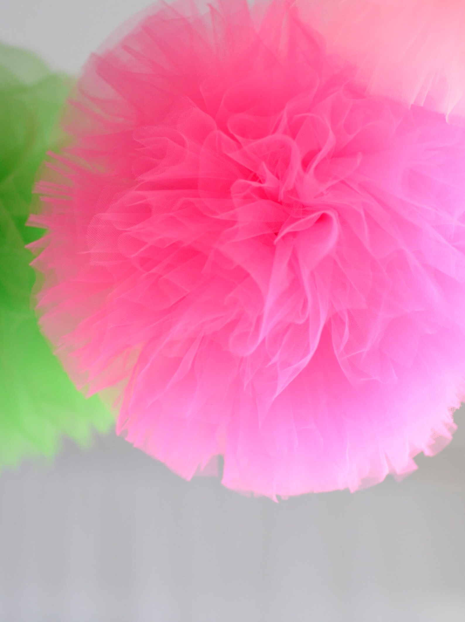 Hot Pink Tulle Pompom / Wedding Party Decorations Pom Poms - Etsy