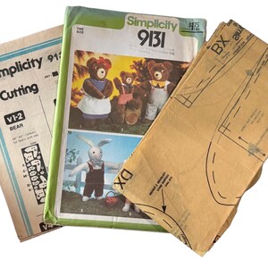 Vintage 1970s Simplicity 9131 Set of Stuffed Animals Teddy Bears and ...