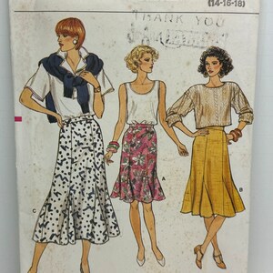Vintage Vogue 9528 Misses Flared Skirt in Three Lengths Sewing Pattern ...