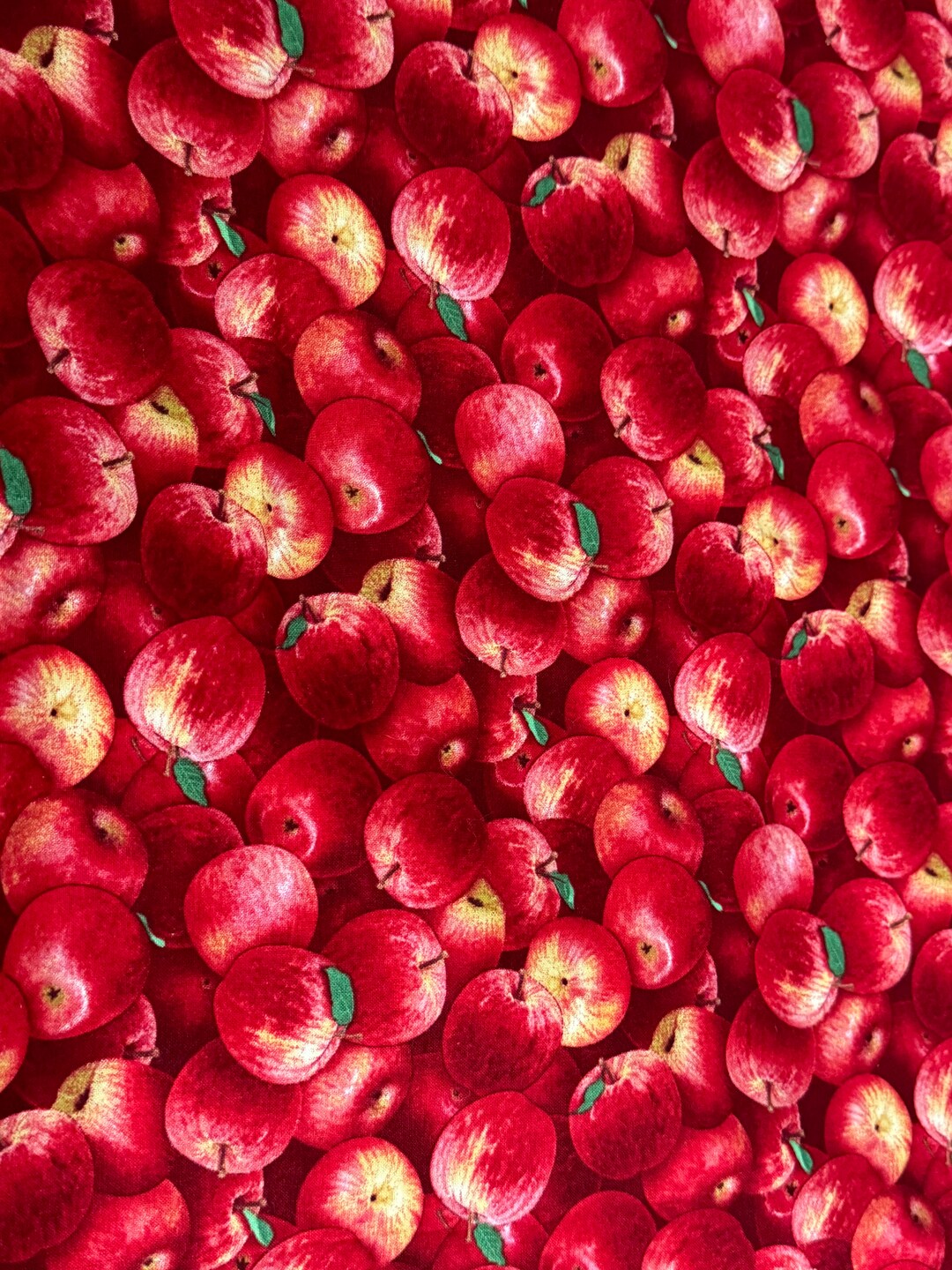 Bright Red Apple Fabric Cotton Elizabeth’s Studio Pattern 260, QSQ ...