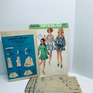 Misses Vintage 1970s Mini Dress Sewing Pattern Simplicity 8806 Junior ...