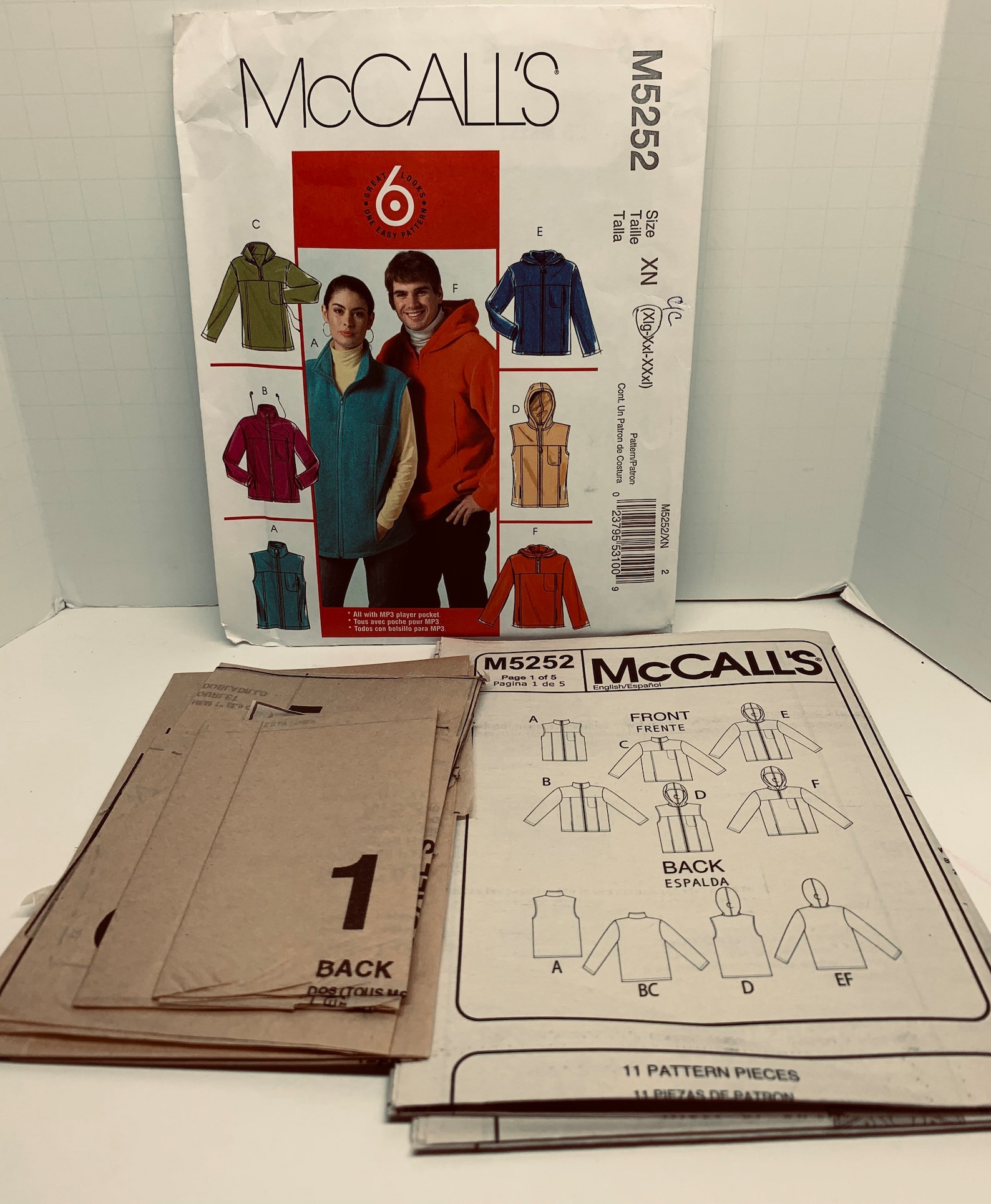 Mens and Womens Unlined Jacket and Vest Sewing Pattern Mccall’s 5252 ...