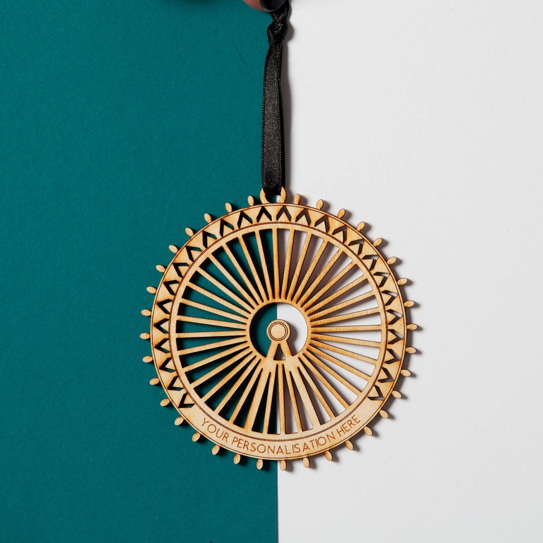 Personalised London Eye Tree Decoration London Landmark - Etsy