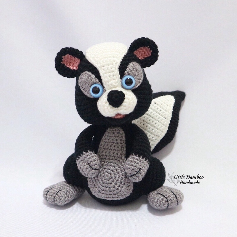 Crochet Skunk - Etsy