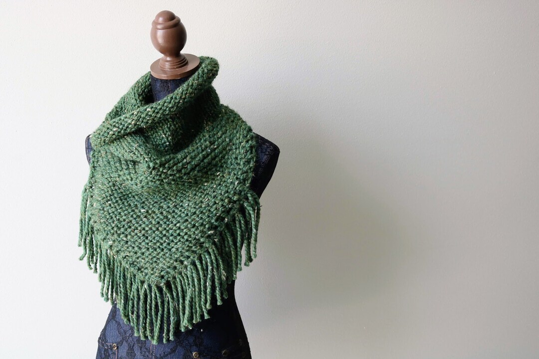 Knitted Knit Triangle Scarf, Triangle Cowl, Bandana Scarf With Fringe ...