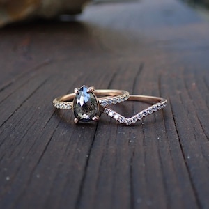 Pavé Chevron Wedding Band, Solid 14k Gold Stacking Ring, Diamond ...