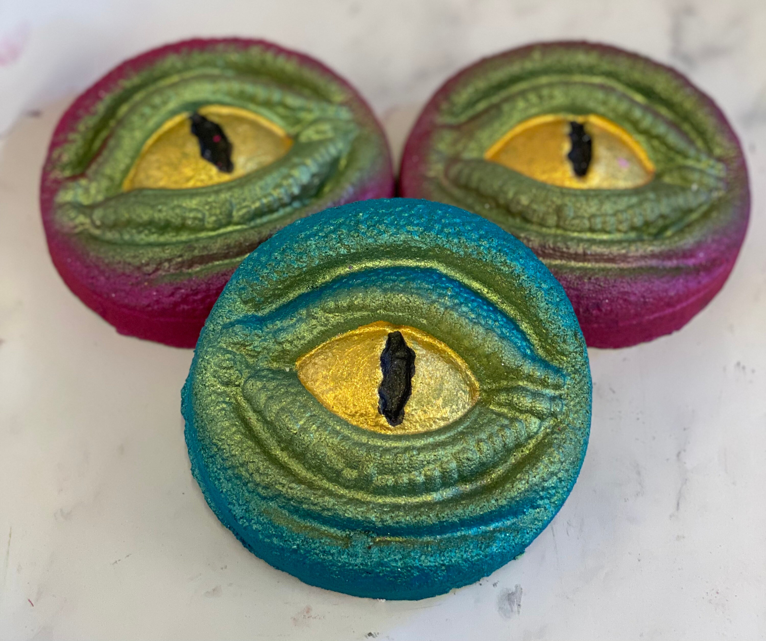 Reptile Eye Bath Bomb Childrens Bath Bomb - Etsy UK