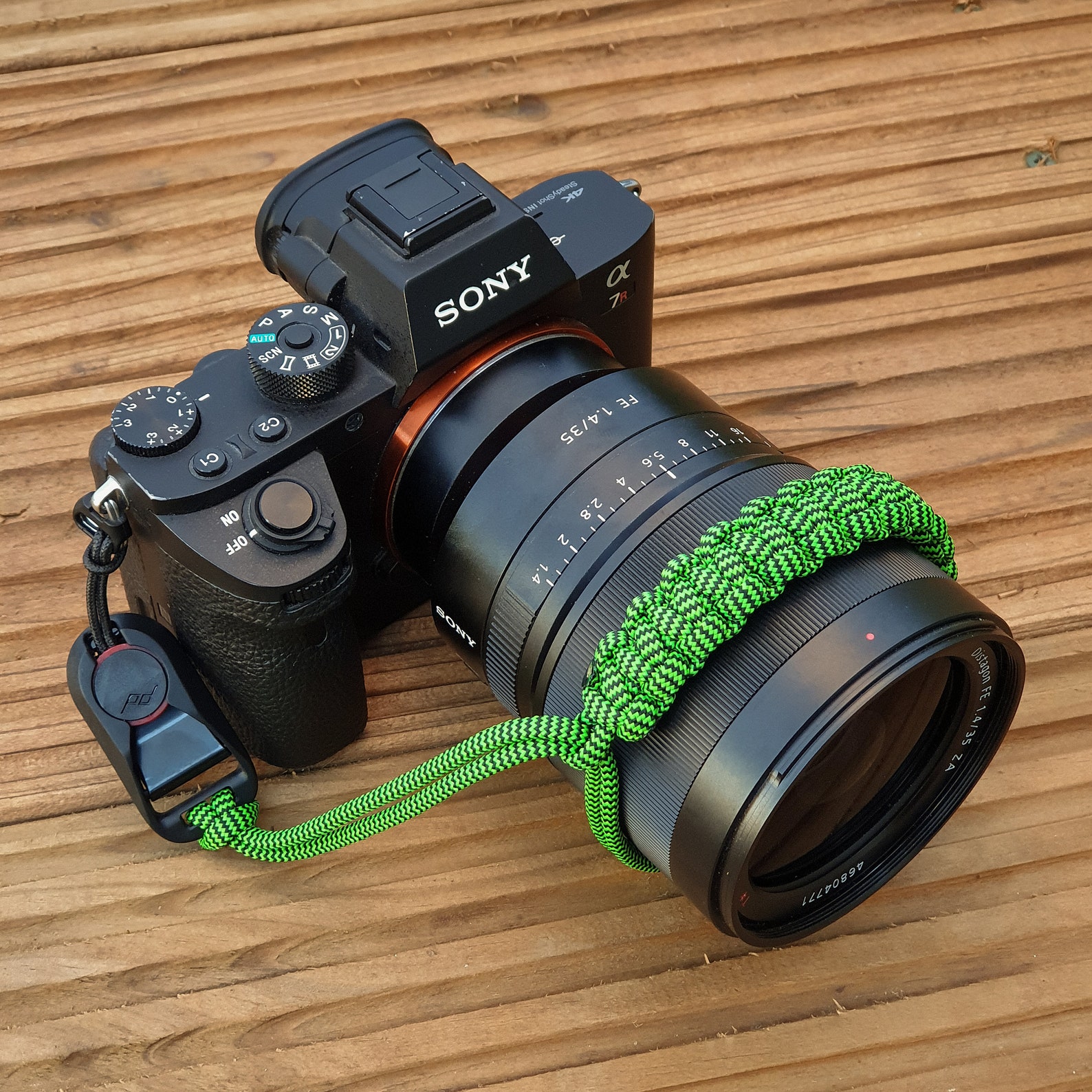 Paracord Camera Strap – PGUK – Metal Carabiner – Wrist Strap – 77 ...