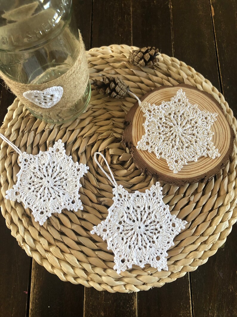 Beautifully Crochet Snowflakes With Crystal/christmas Tree Decoration ...
