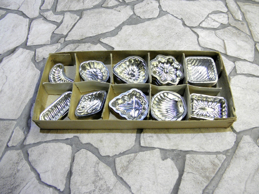 Vintage Tin Chocolate Molds - Set of 50 Primitive Baking Tins - Etsy