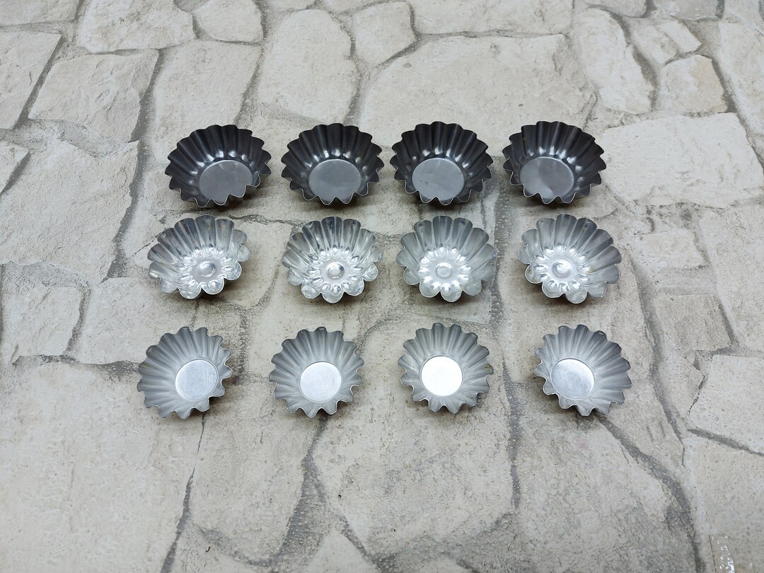 12 Vintage Pastry Tin Molds Set of 12 Unused Cake Forms Crafts Cooking ...