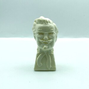 Vintage KFC Colonel Sanders and Wife Salt and Pepper Shakers - Etsy