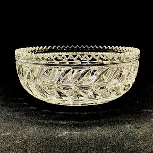 Vintage Crystal Laurel Leaf Serving Bowl - Etsy