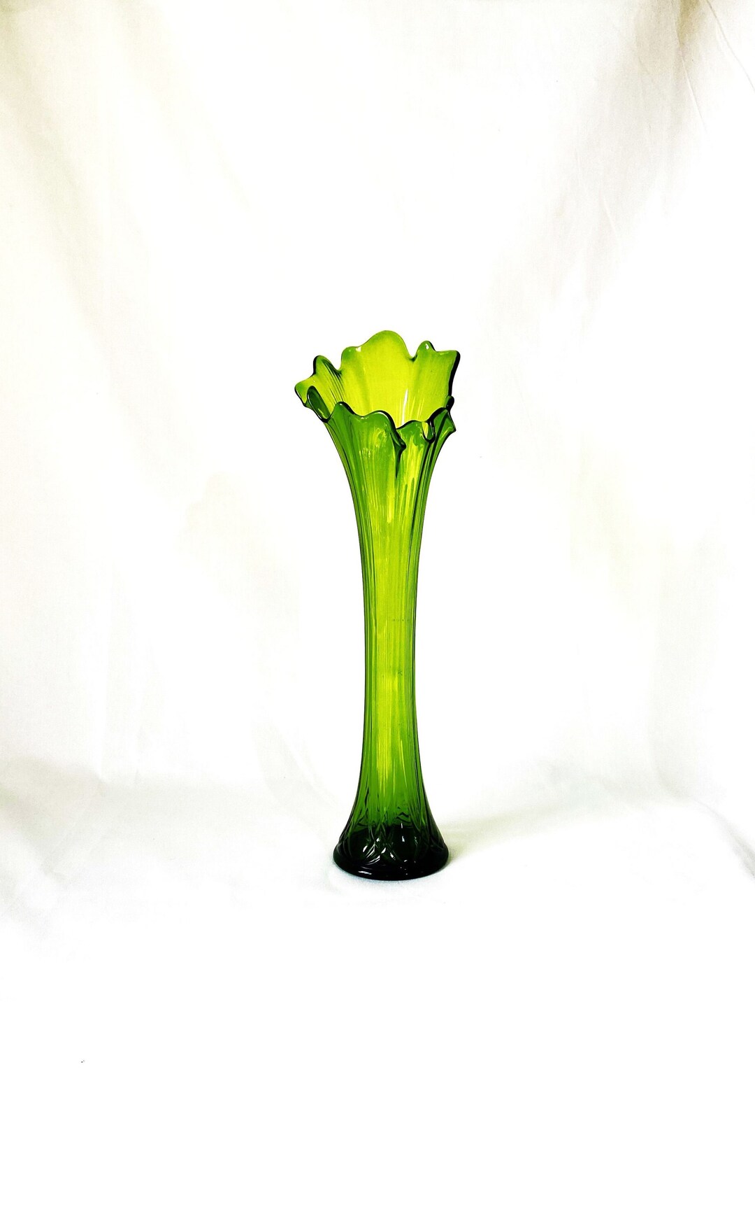 Vintage Avocado Green Swung Glass Art Vase Etsy