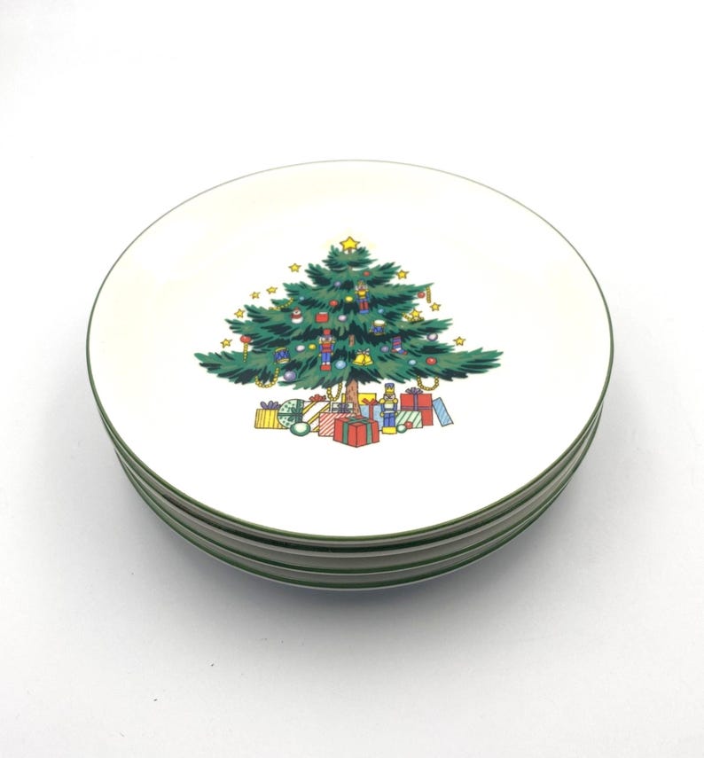 Vintage GEI Designs Christmas Tree Dessert Plates, Set of 4 - Etsy