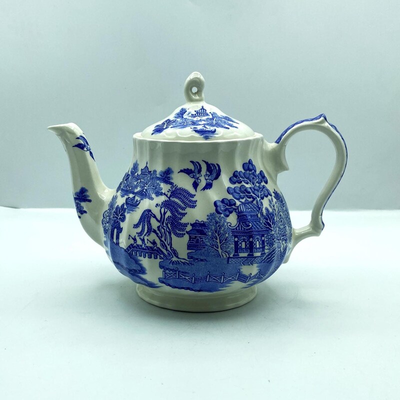 Blue Willow Teapot - Etsy