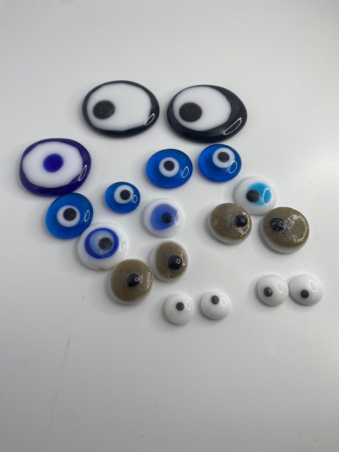 Fused Eyes Coe 96 Fusing or Stained Glass Work: Bag of 10 Assorted Eyes ...