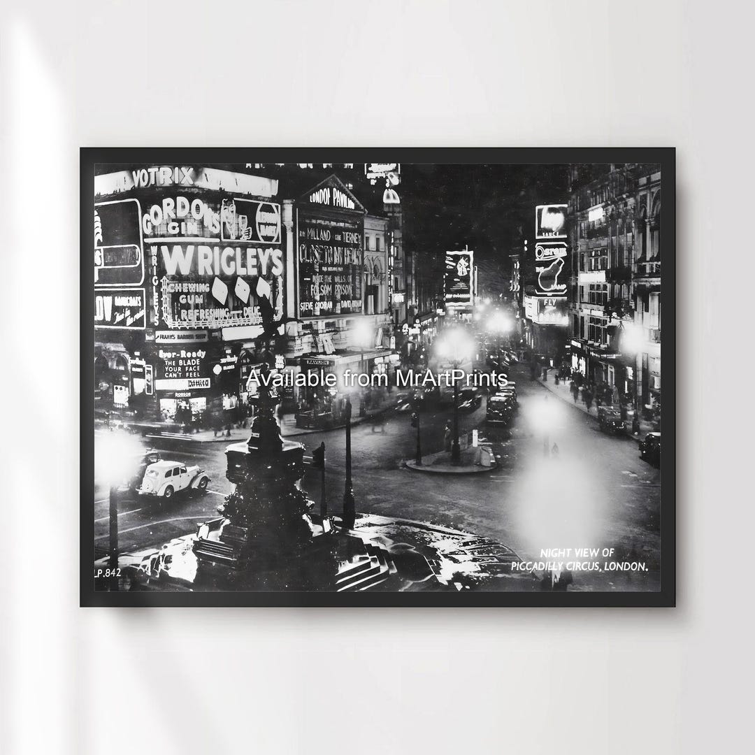 Piccadilly Circus Art Print, 1930s London Poster - Etsy