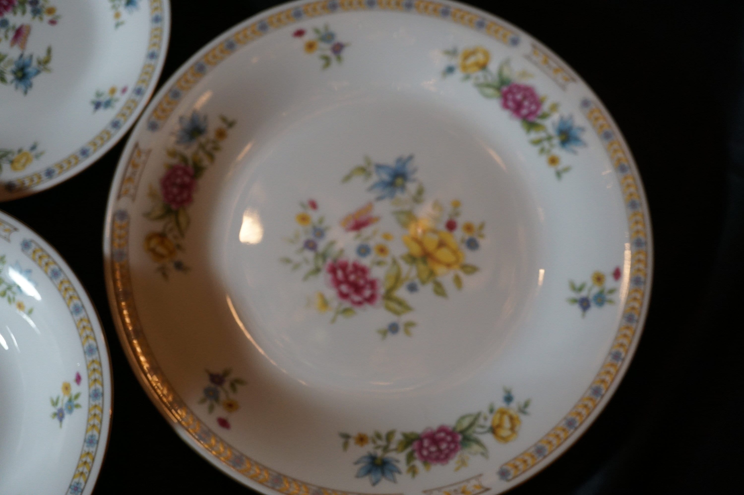 Make an Offer Vintage Liling China Yung Shen Ling Rose Pattern Fine ...