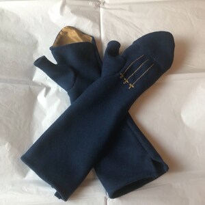 Ladies Design Your Own Fully Hand Stitched Wool Fingerless Mitts With ...