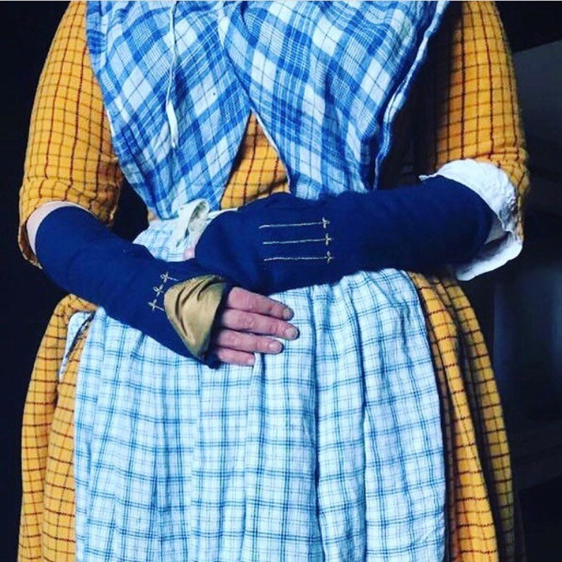 Ladies Design Your Own Fully Hand Stitched Wool Fingerless Mitts With ...