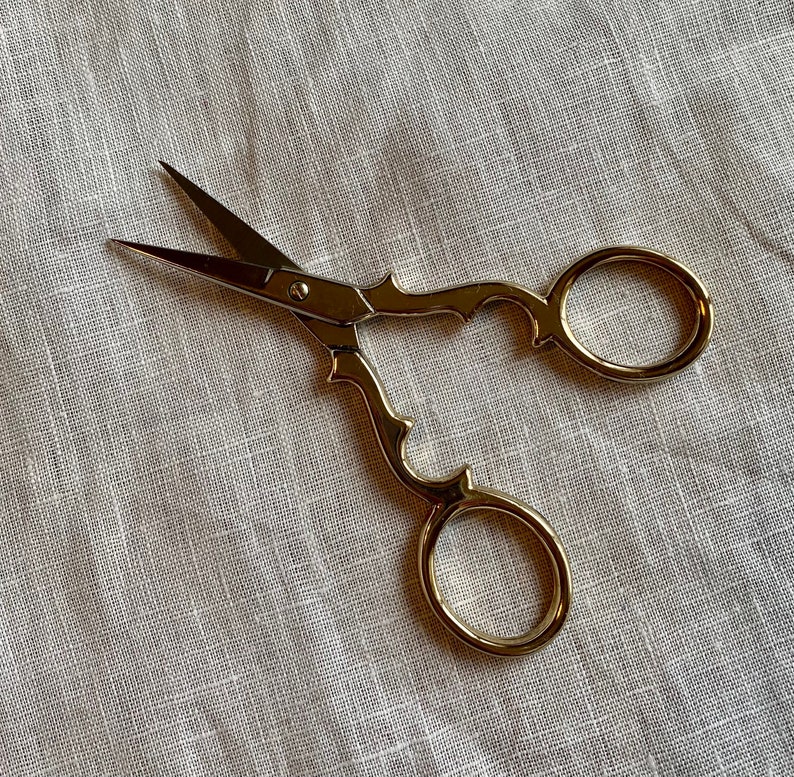 Vintage Style Metalwork Scroll Embroidery Scissors - Etsy