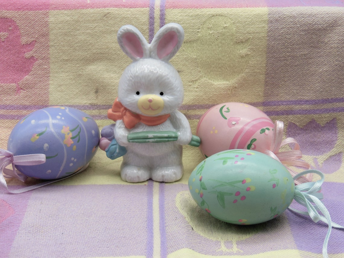 White Rabbit Figurine Bunny Rabbit Figurine Easter Bunny - Etsy