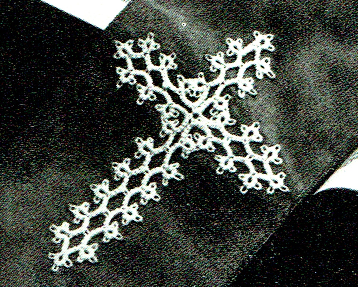 PDF Gothic 'victorian' Lacy Cross Tatting Pattern, Christmas Decoration ...