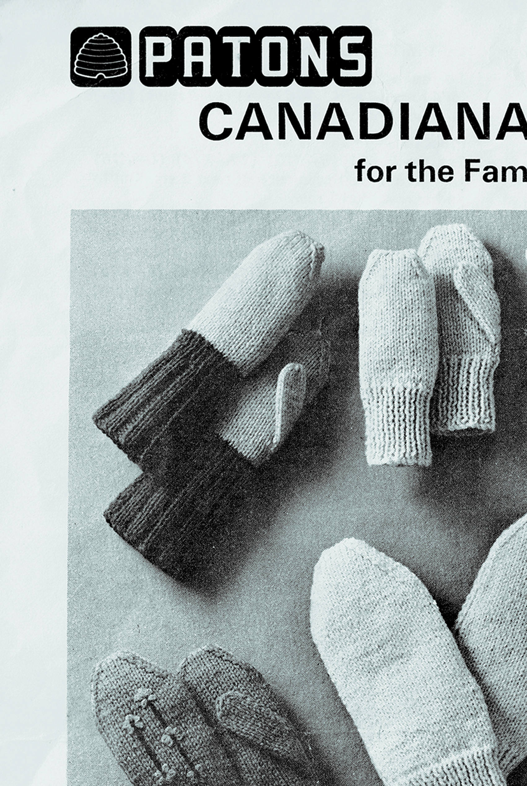 PDF 1960s Canadiana Mitts & Gloves Knitting Pattern Patons 303 BEEHIVE ...